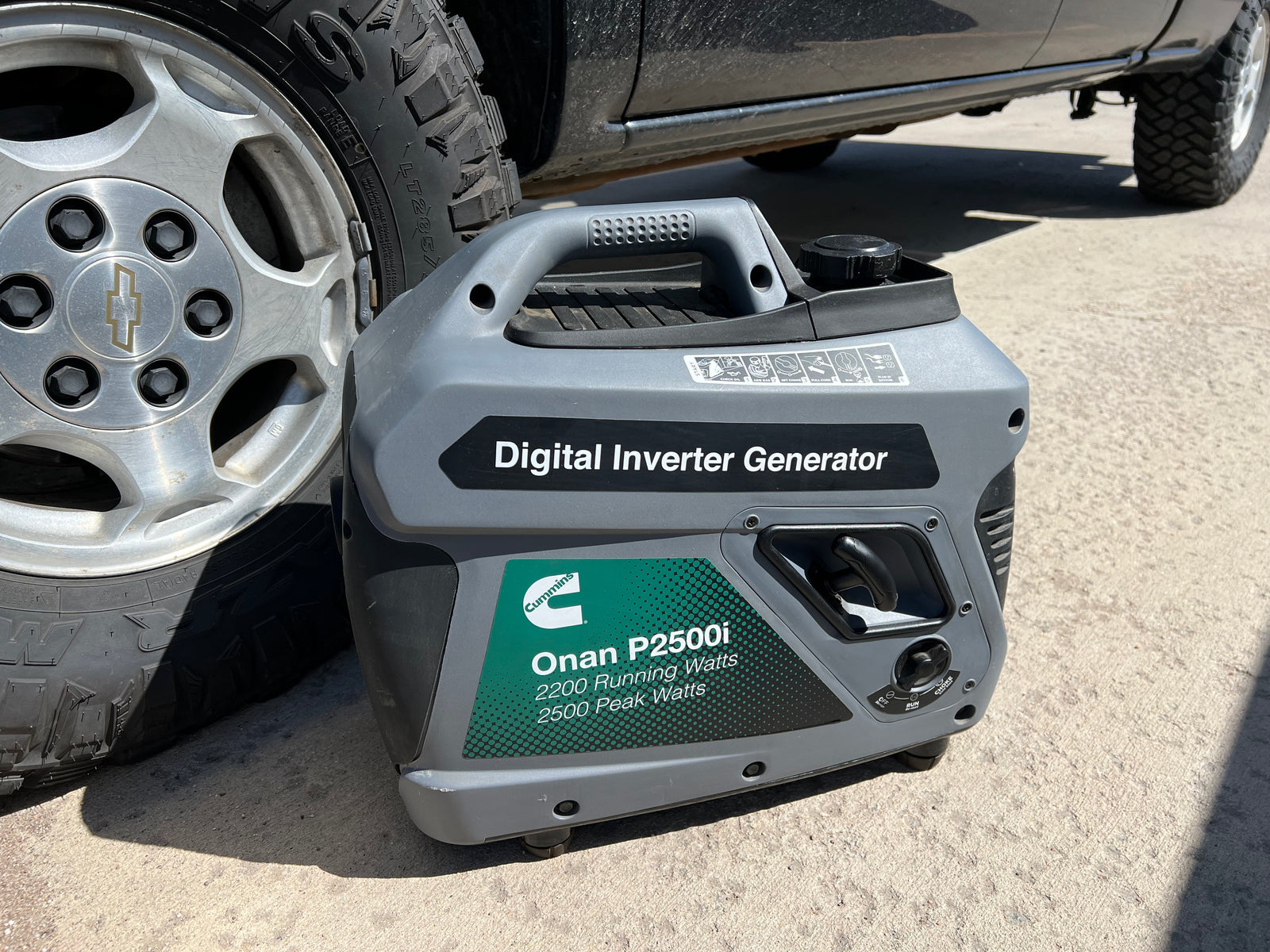 Cummins Onan P2500i Portable Generator - A058U944